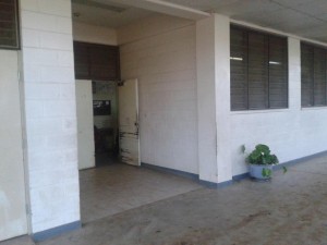Modilon Hospital, Madang. Theatre entrance May 2013 | Emergency ...